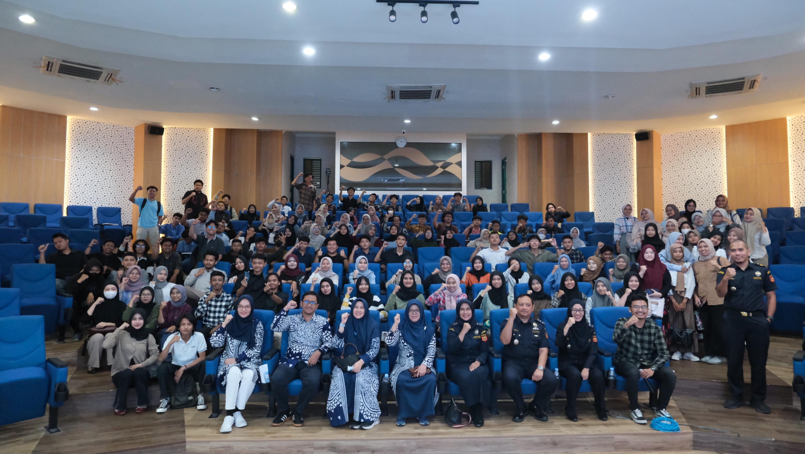 Kuliah Pakar "Isu Terkini di Bidang Kepabeanan dan Cukai serta Peran ...